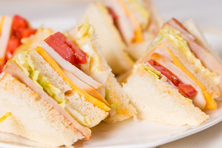 Taste Test Reveals Why Triangular Sandwiches Are Better Than ...